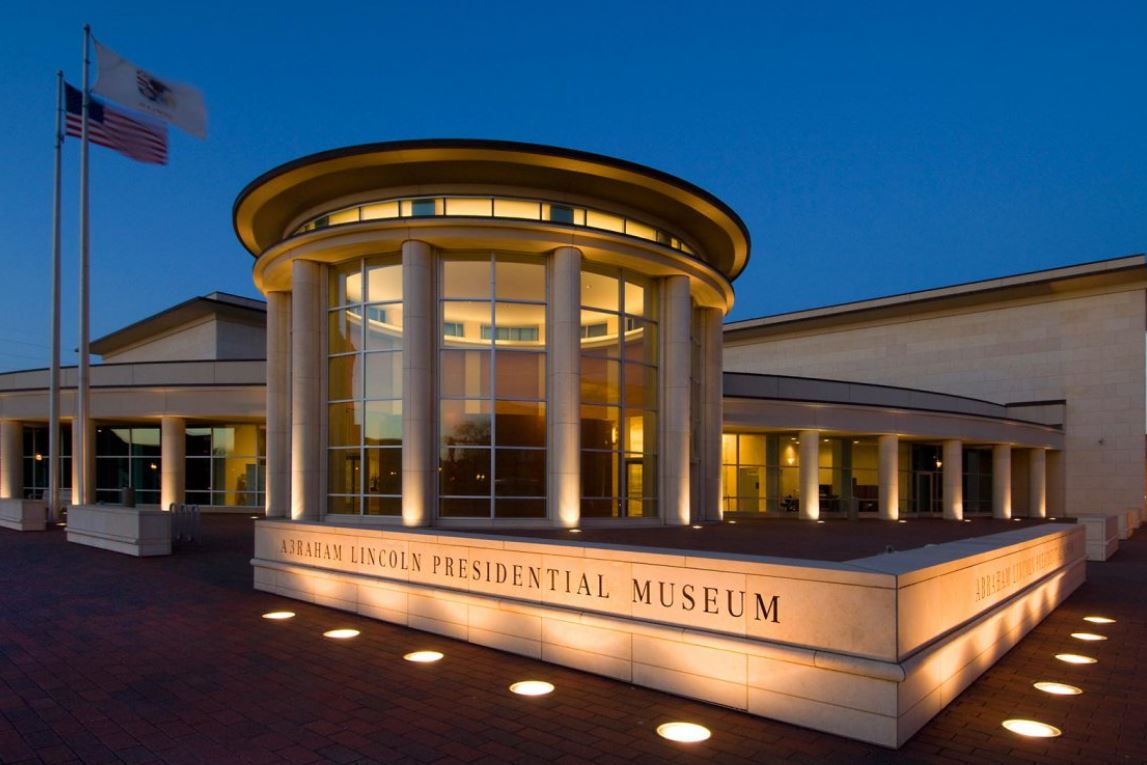 Lincoln library and museum partners with Google for new experience