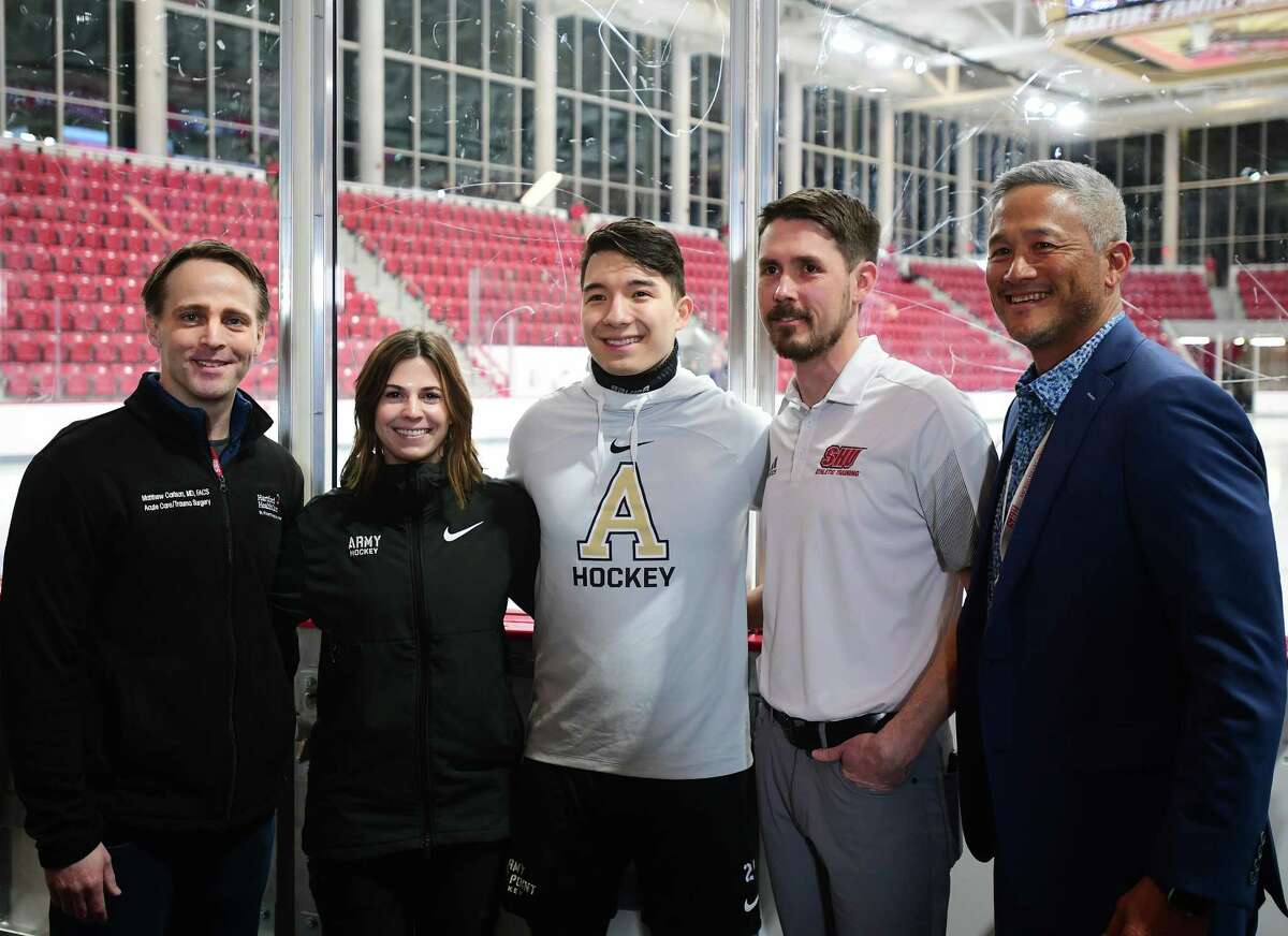 Army's Huss returns to CT after life-threatening hockey injury