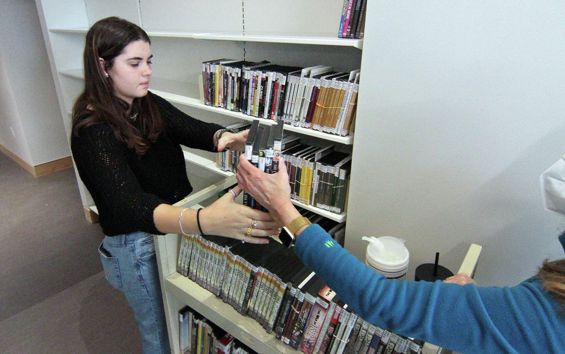 Inside New Canaan's new library that's been 10 years in making