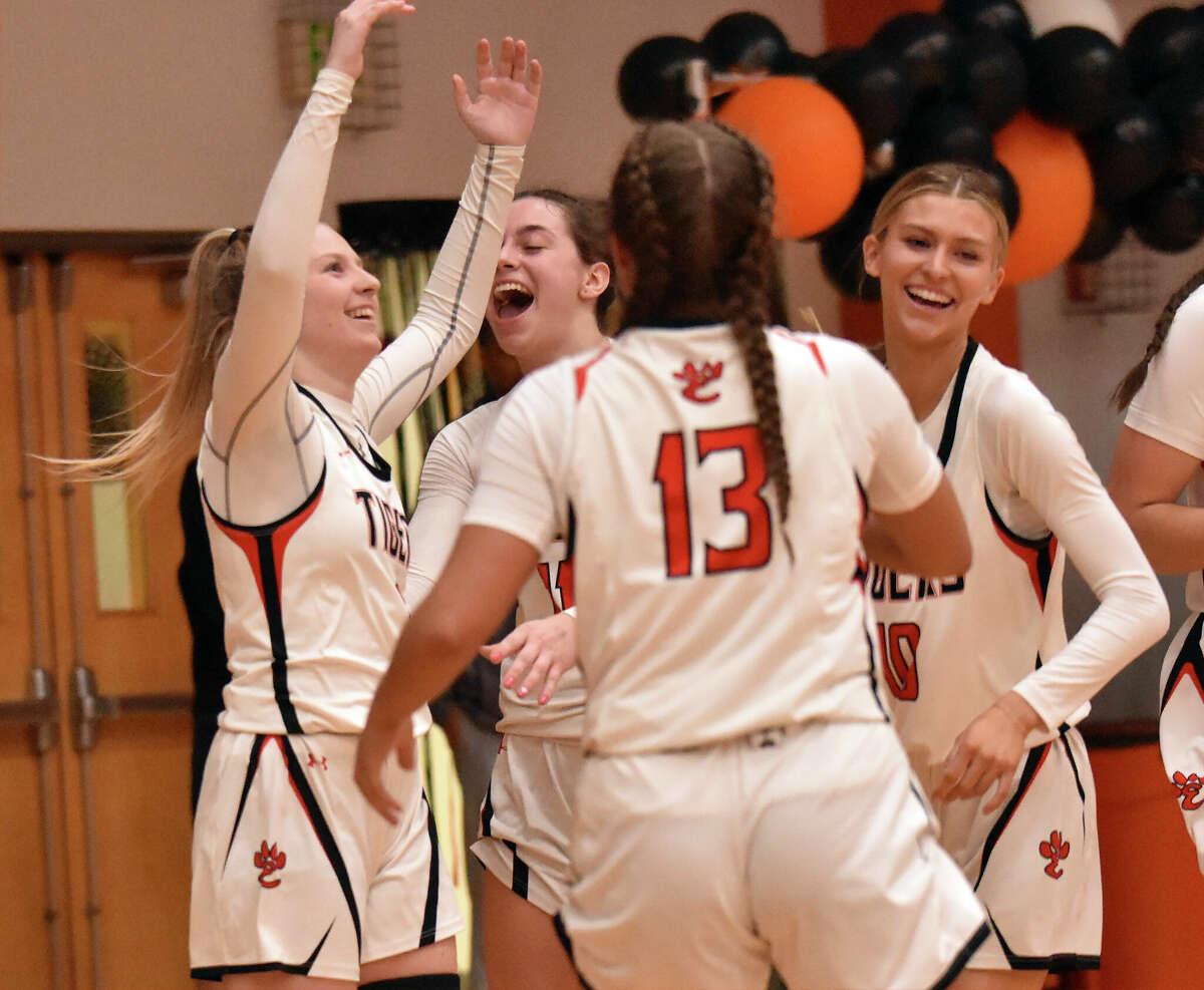 Ella Cook makes season debut in EHS win after tearing ACL