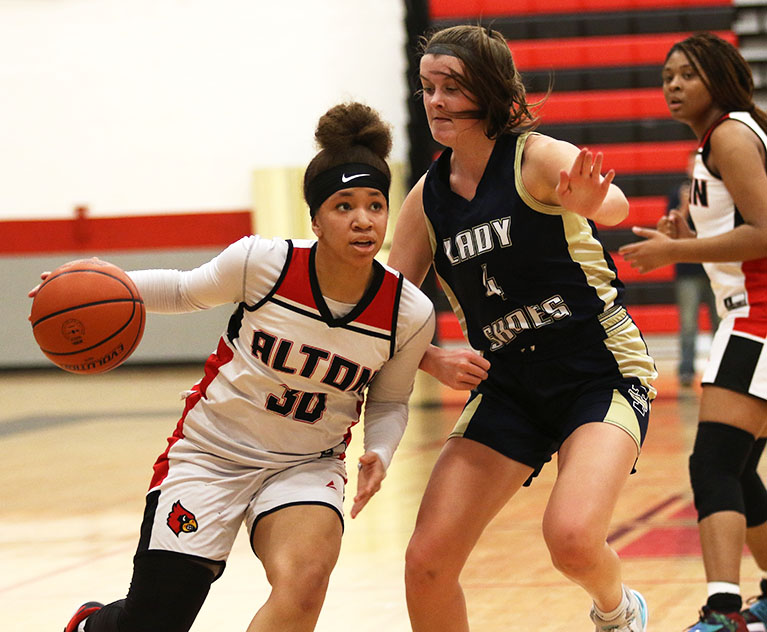 Redbirds repel Lancers, close in on SWC championship