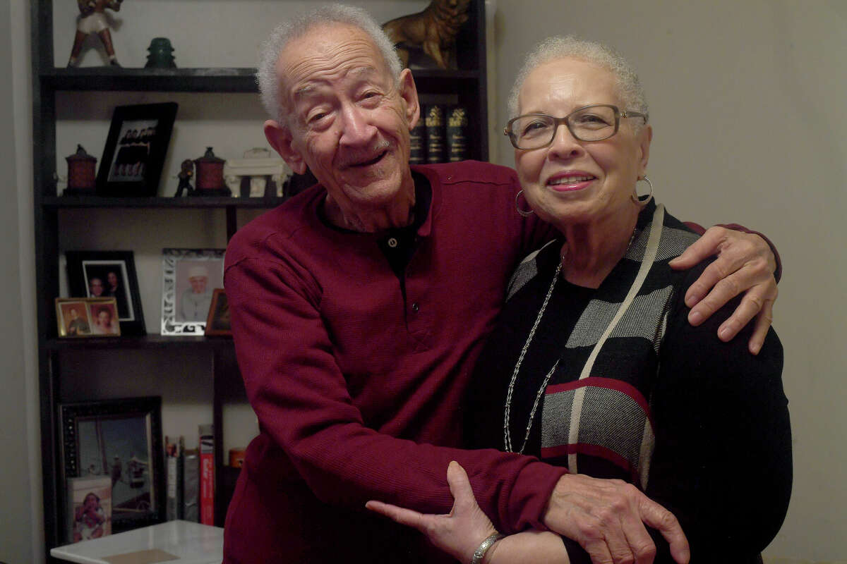 Beaumont's Lynn and Carolyn Simon discuss their 60-year marriage