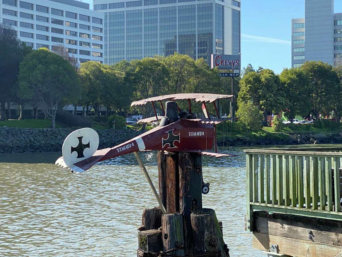 Emeryville mudflat ‘Red Baron’ artist Tyler James Hoare dead at 82