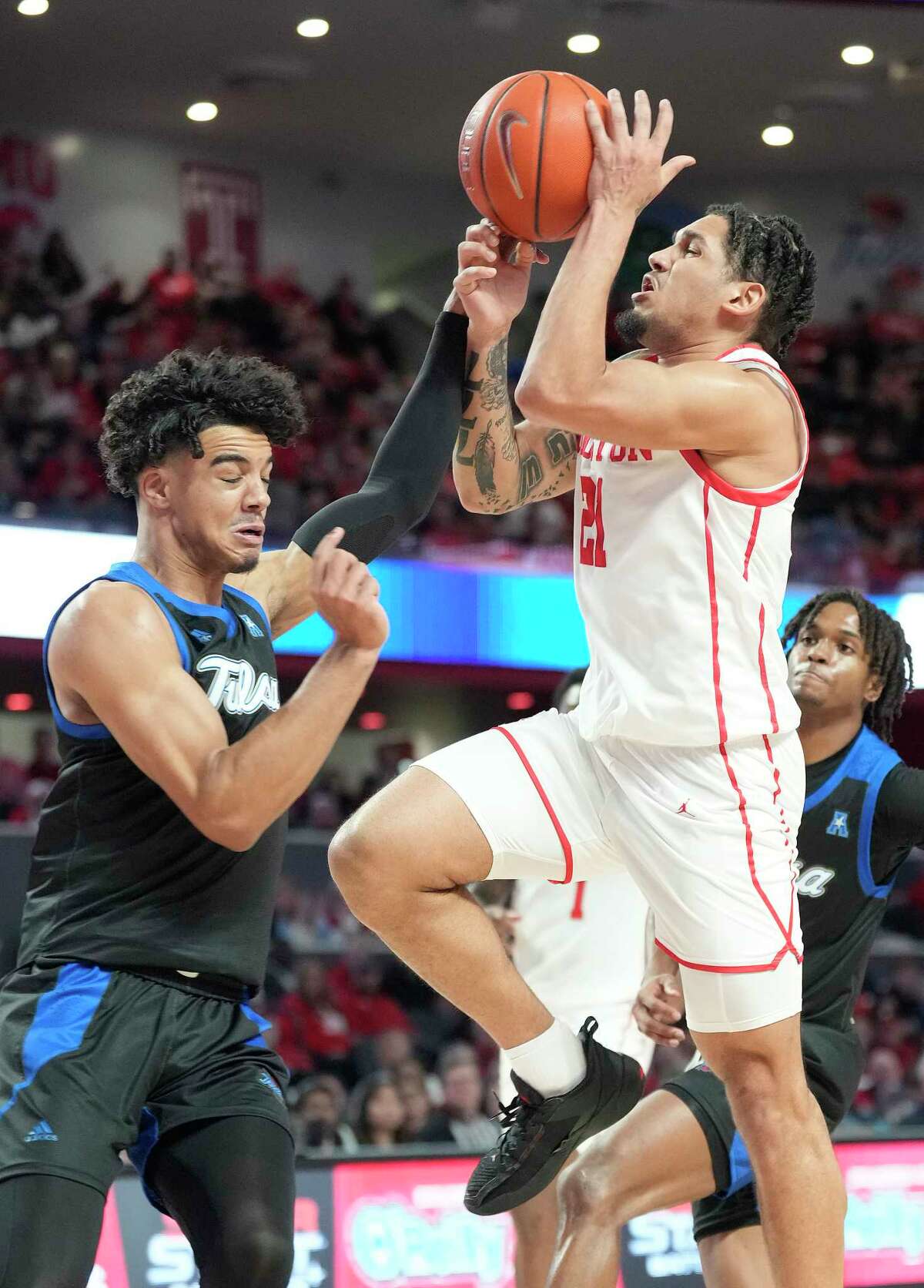 Houston basketball: Marcus Sasser paces Cougars in rout of Tulsa