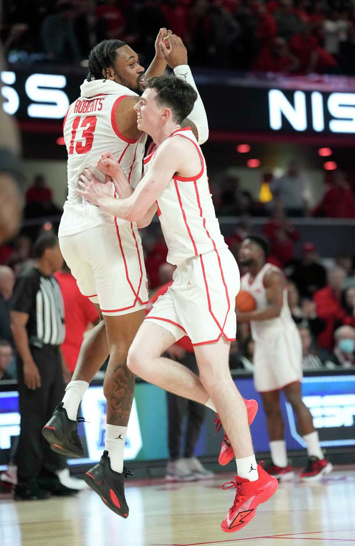 Houston basketball: Marcus Sasser paces Cougars in rout of Tulsa
