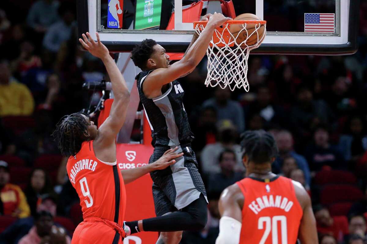 Houston Rockets: Late miscues prove costly in crushing loss to Kings