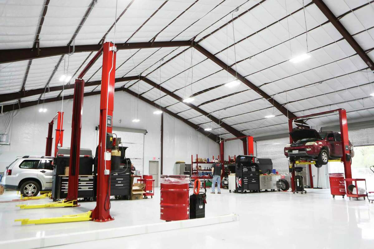 Conroe nonprofit God's Garage can fix up more cars for women in need