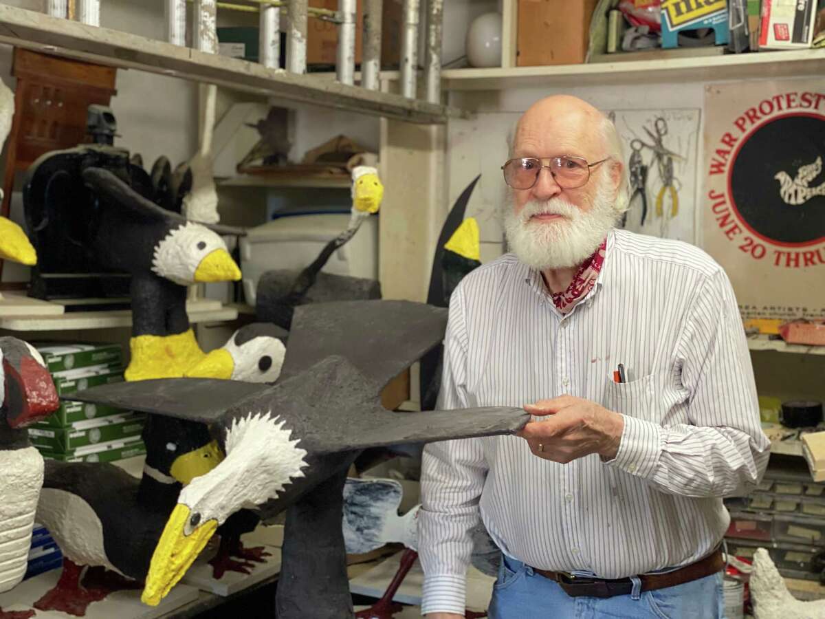 Emeryville mudflat ‘Red Baron’ artist Tyler James Hoare dead at 82