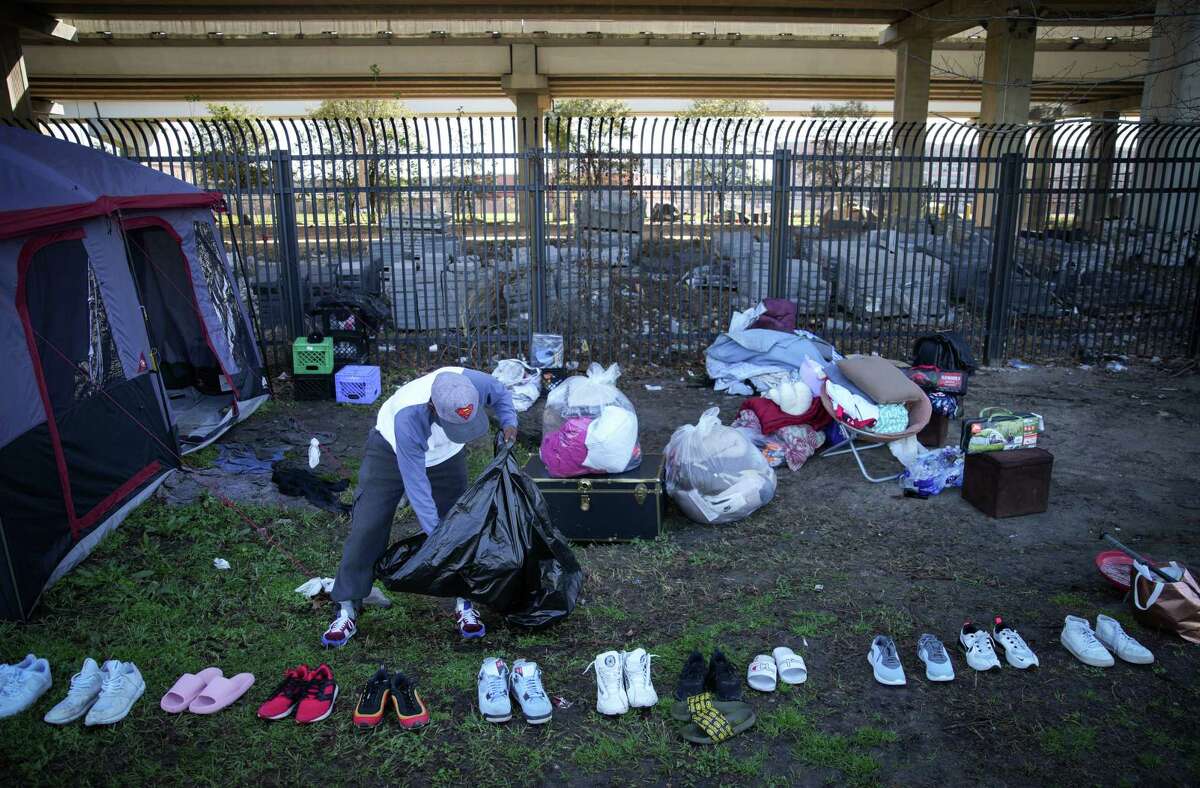 Houston closes 'Tent City' homeless encampment near Minute Maid Park