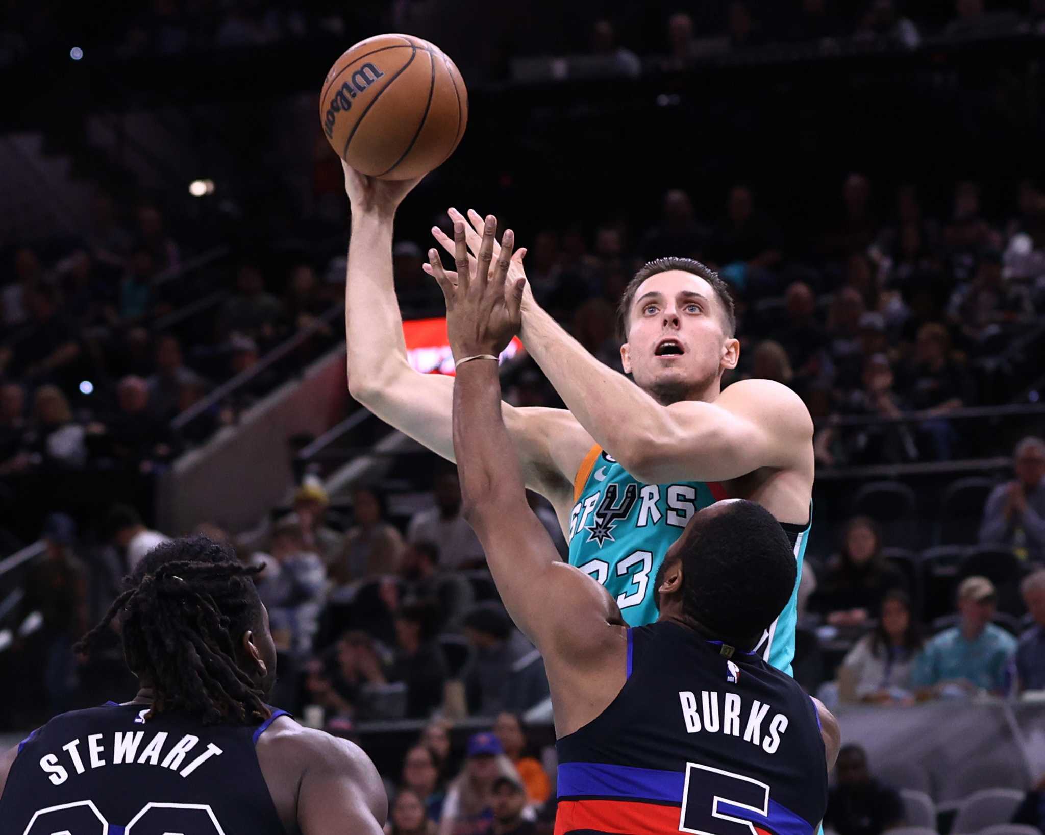 With Jakob Poeltl gone, Zach Collins in line for bigger role