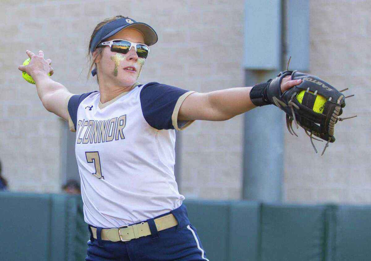 Texas softball looks to build on magical 2022