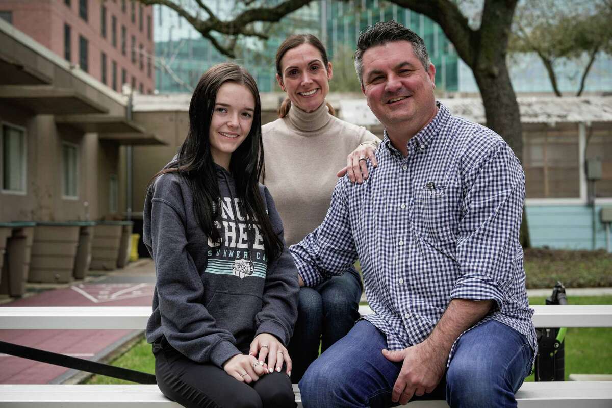 After car wreck, cheerleader learns to walk, talk and cheer again