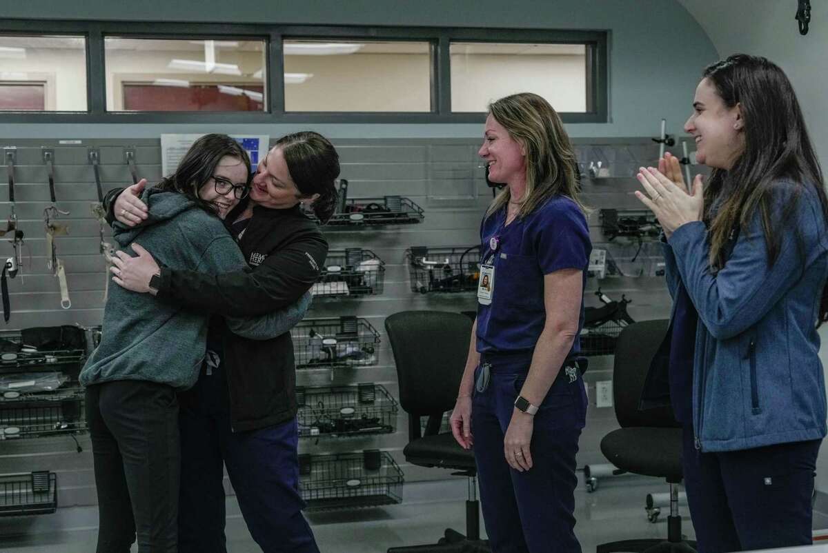 After car wreck, cheerleader learns to walk, talk and cheer again