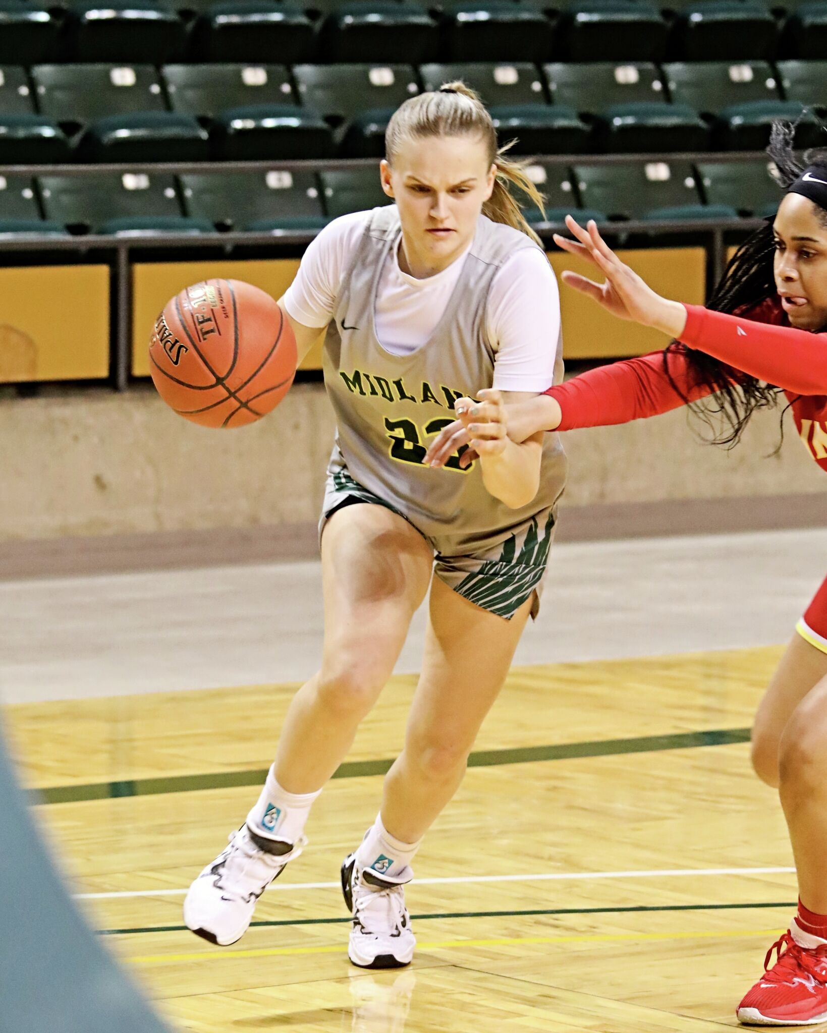 JC WOMEN’S BASKETBALL: Lady Chaps host Tip-Off Classic
