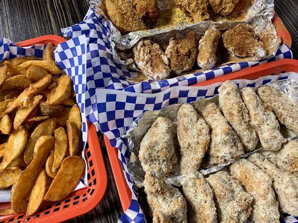 San Antonio’s top restaurants, bars for chicken wings