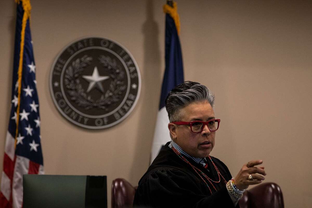 Bexar County Judge Rosie Speedlin Gonzalez cleared of wrongdoing
