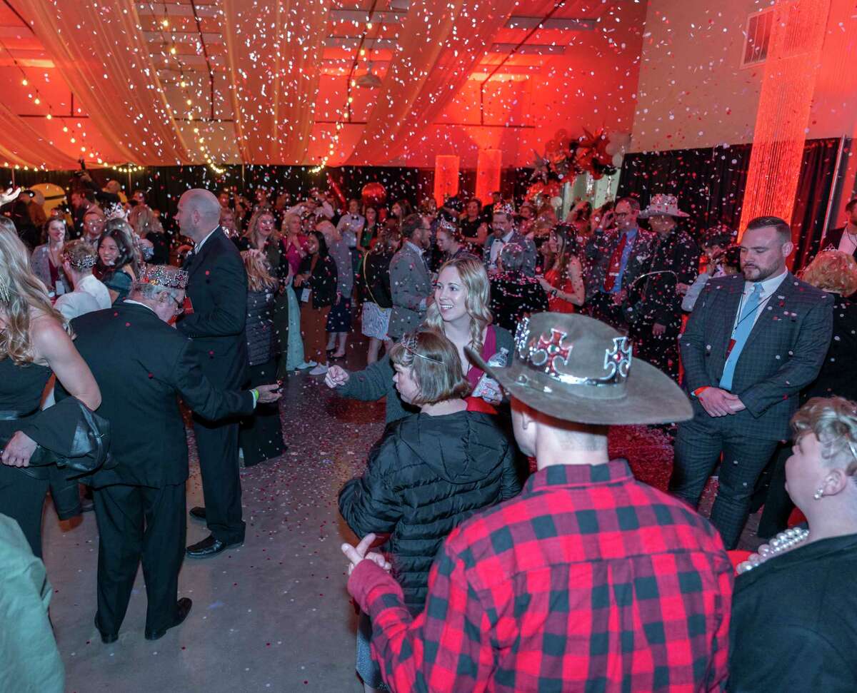 Love Without Limits Gala takes place at Stonegate Fellowship Church