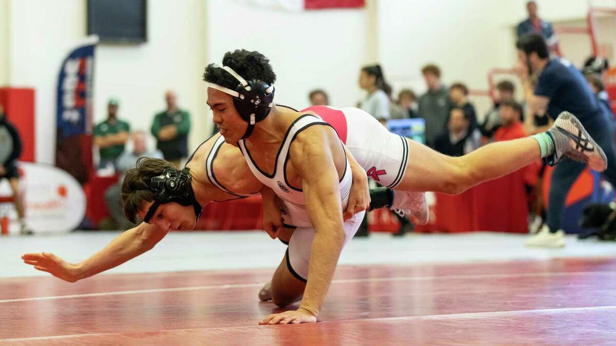 St. Thomas' Luke Malveaux, Sam Cordova win state wrestling titles