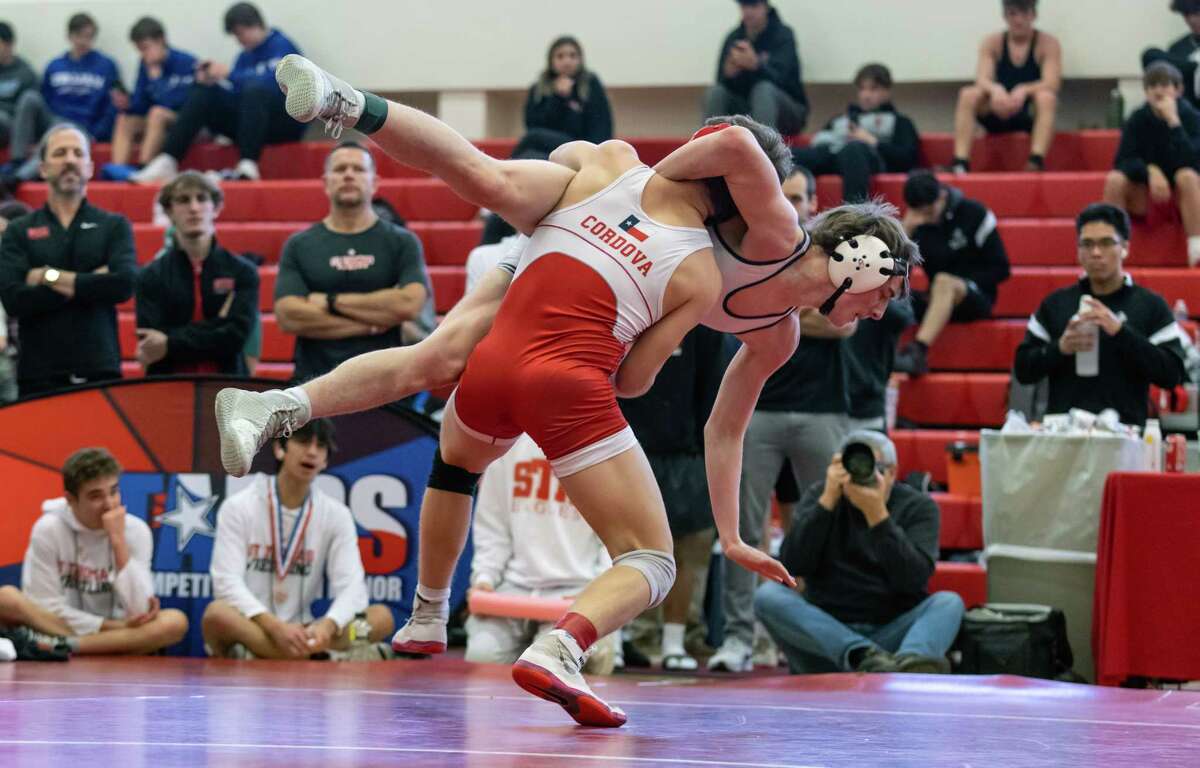 St. Thomas' Luke Malveaux, Sam Cordova win state wrestling titles
