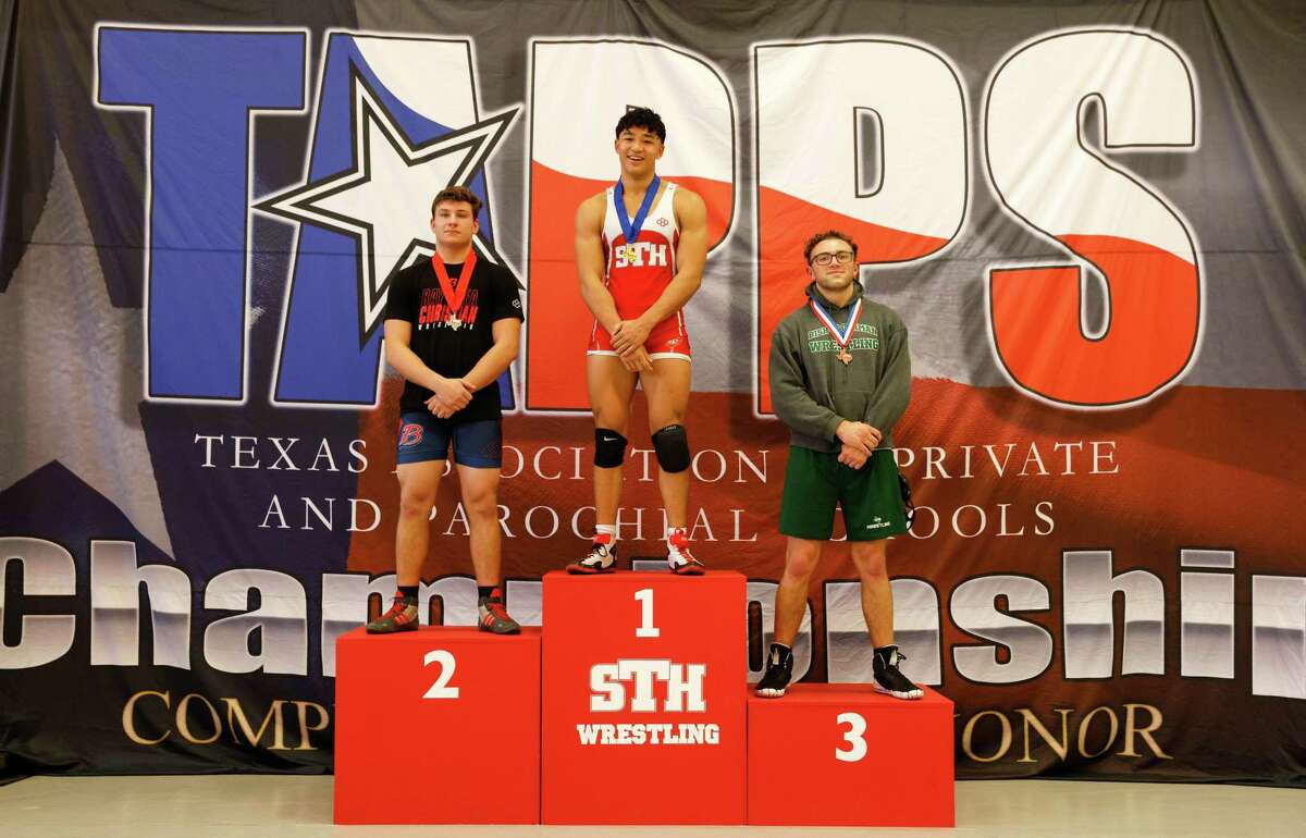 St. Thomas' Luke Malveaux, Sam Cordova win state wrestling titles