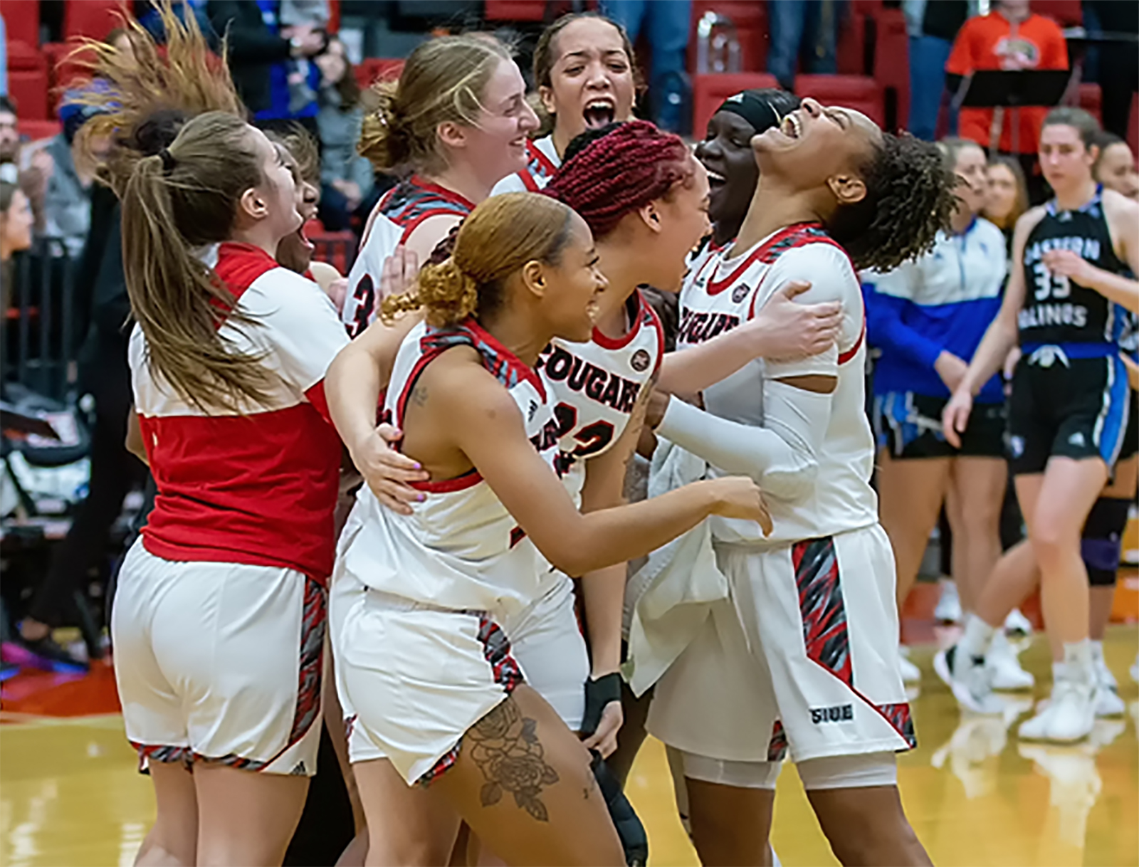 Mikayla Kinnard's 22 points help SIUE end EIU win streak at 13