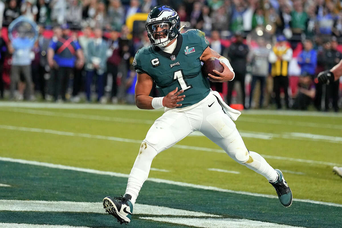 Super Bowl 57: How Jalen Hurts fared for Eagles in loss to Chiefs