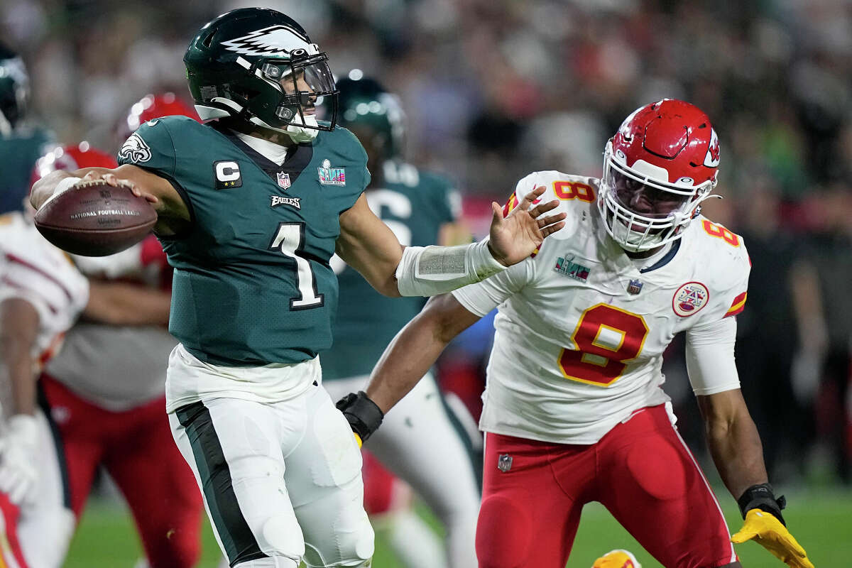 Super Bowl 57: How Jalen Hurts fared for Eagles in loss to Chiefs