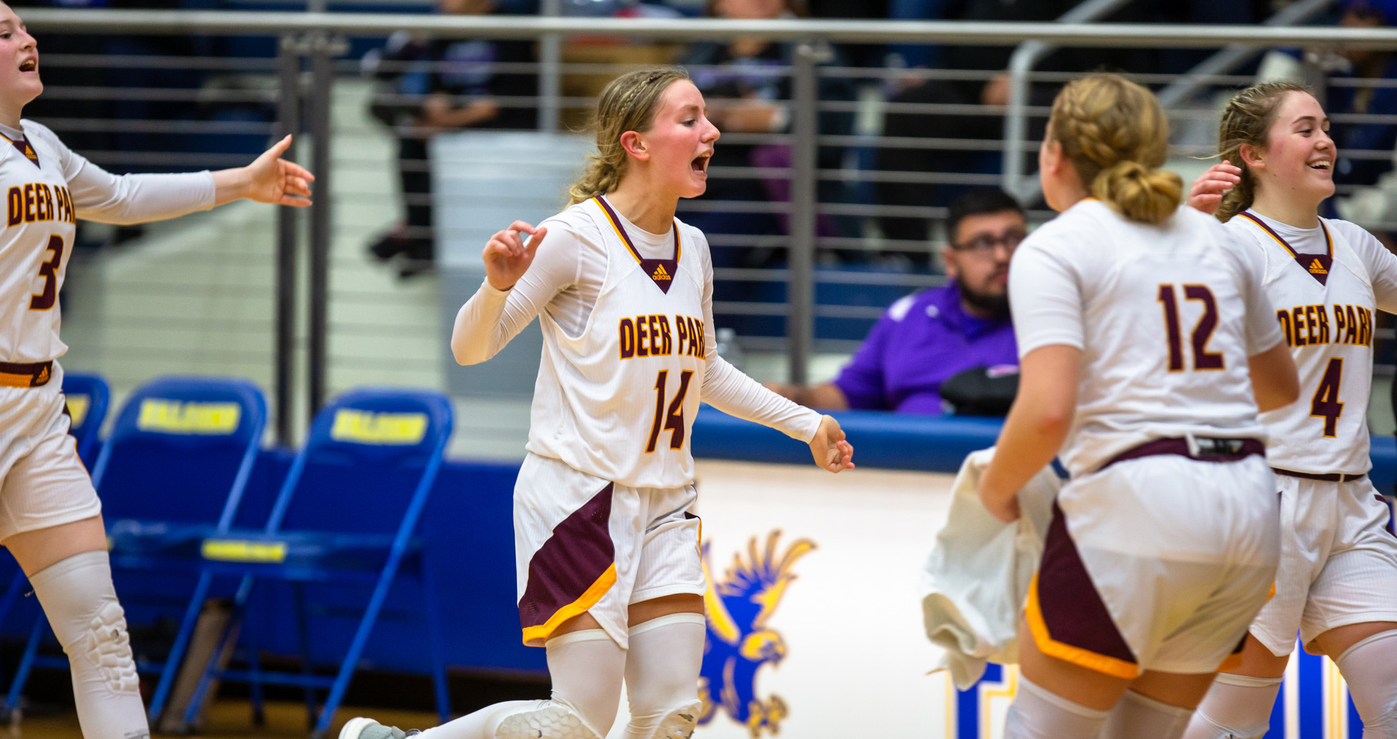 Deer Park tops Humble in bi-district round, extends streak to 26 games