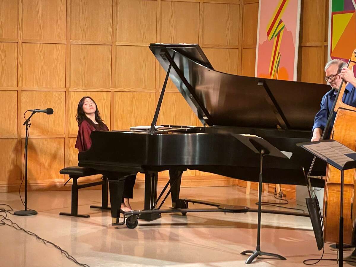 Korean pianist Lisa Sung plays concert in Big Rapids