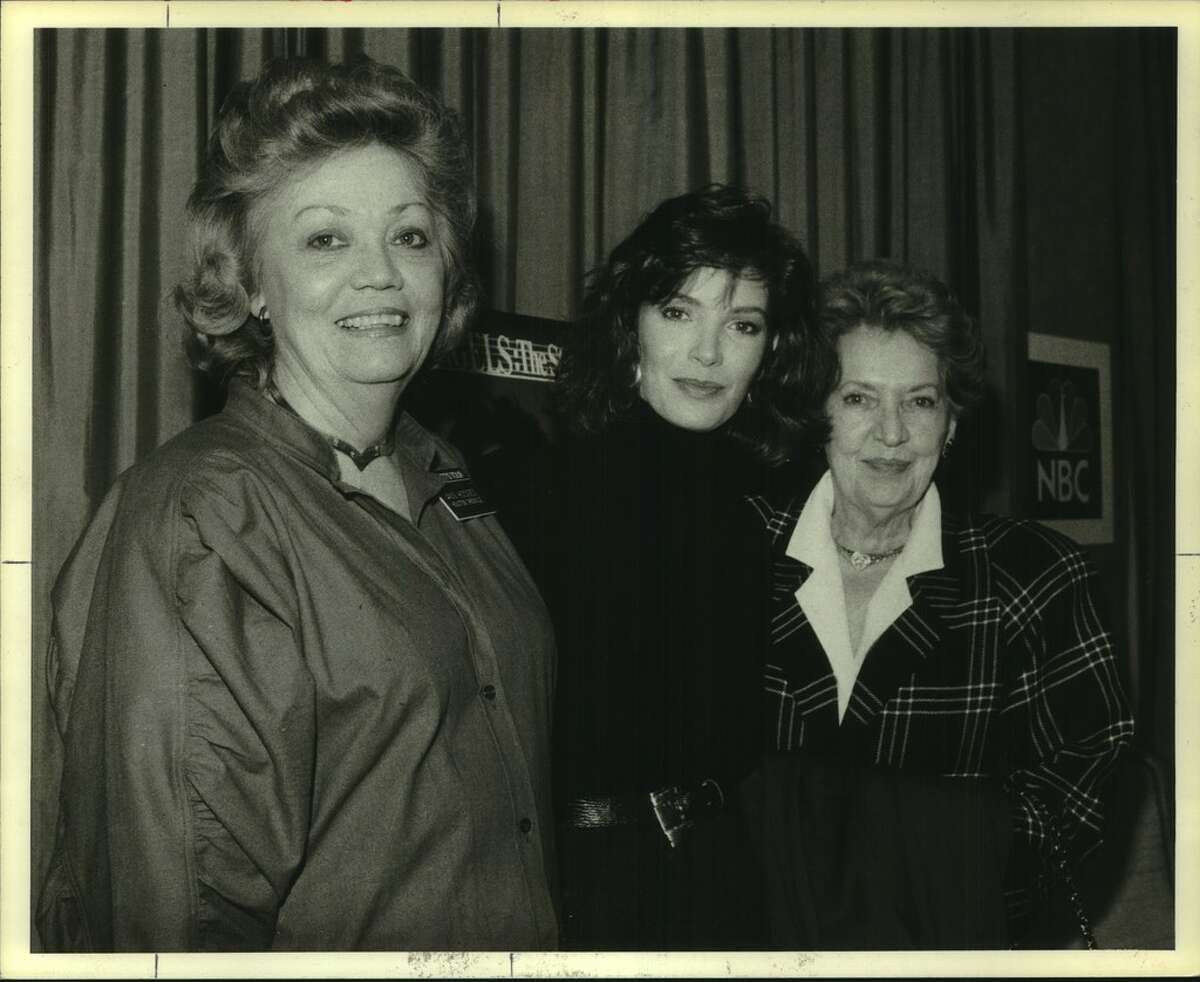 Ann Hodges, who created Chronicle's TV beat in the '60s, dies