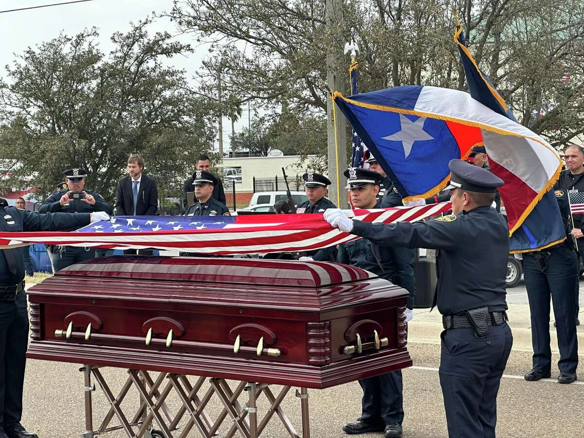 Funeral held for Laredo Police officer Ramiro Paredes Jr.
