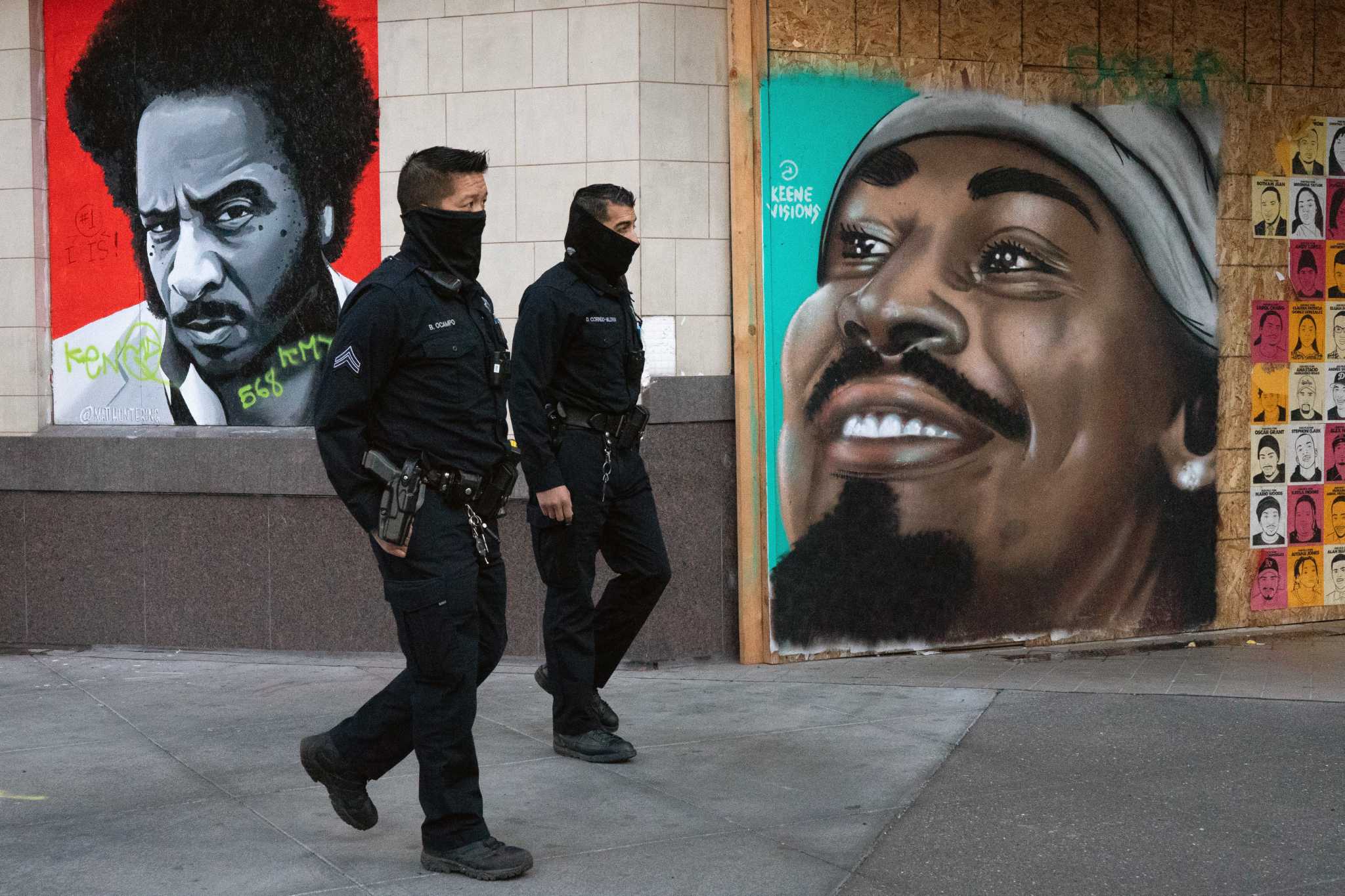 Oakland launches police foot patrols in retail areas to improve safety