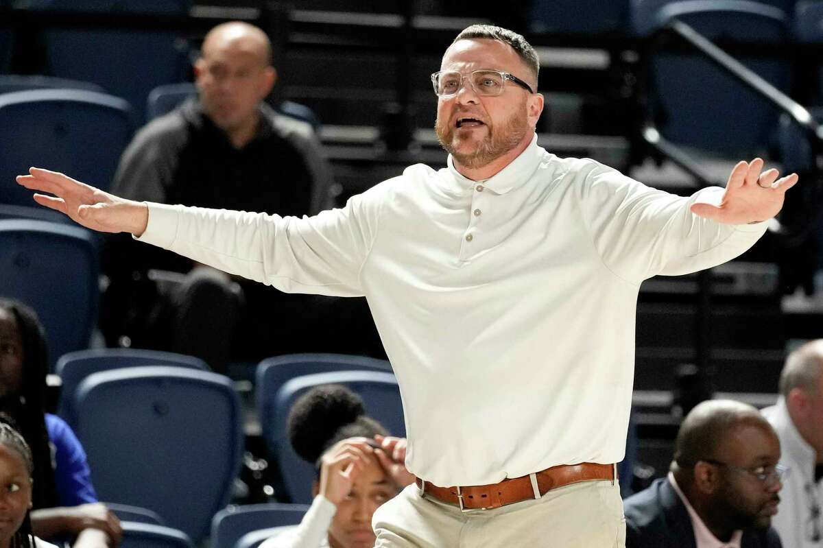 Houston girls basketball: Cy Ridge handles Westside