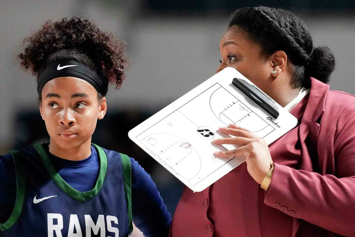 Houston girls basketball: Cy Ridge handles Westside