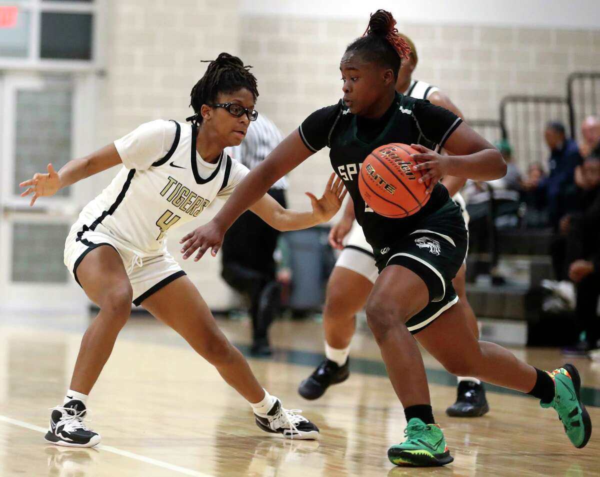 Conroe falls to Spring in final moments of bi-district playoff