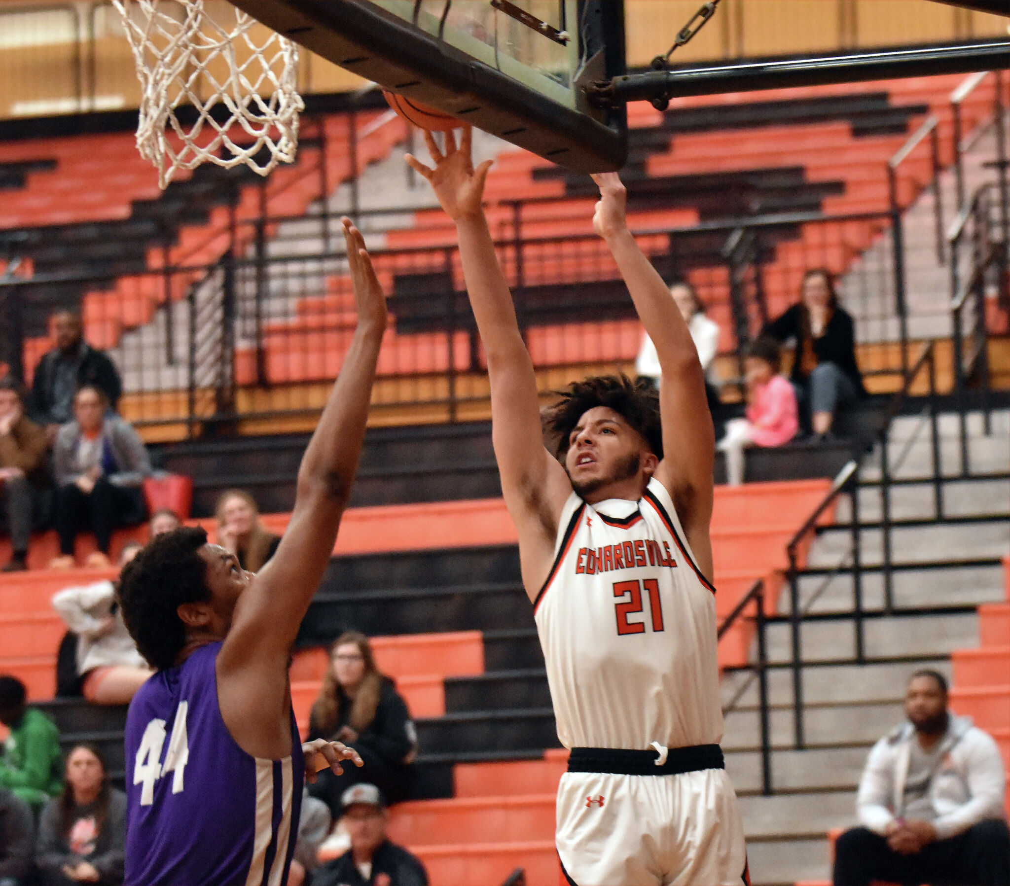 EHS boys celebrate 20-win season, top-3 finish in SWC