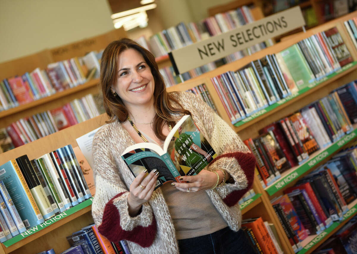 Greenwich author writes novel on lobotomies and Yale-educated doctor