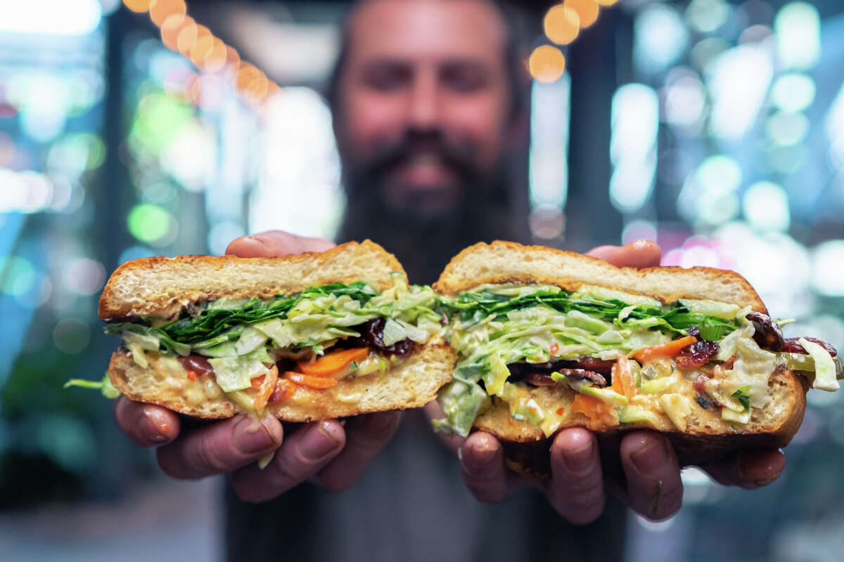 The best places to stop for food between the Bay Area and Tahoe