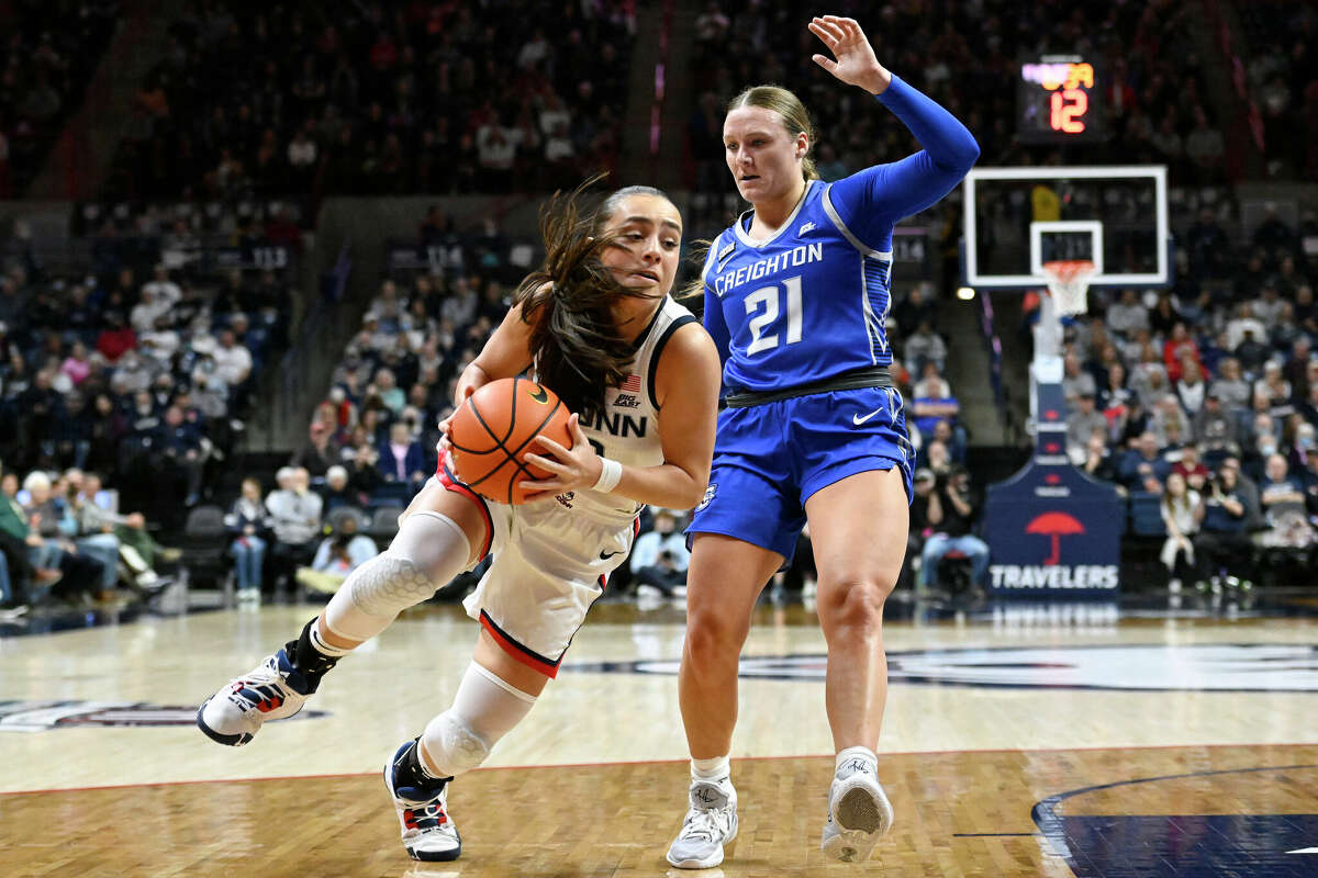 Caroline Ducharme leads UConn women's basketball over Creighton