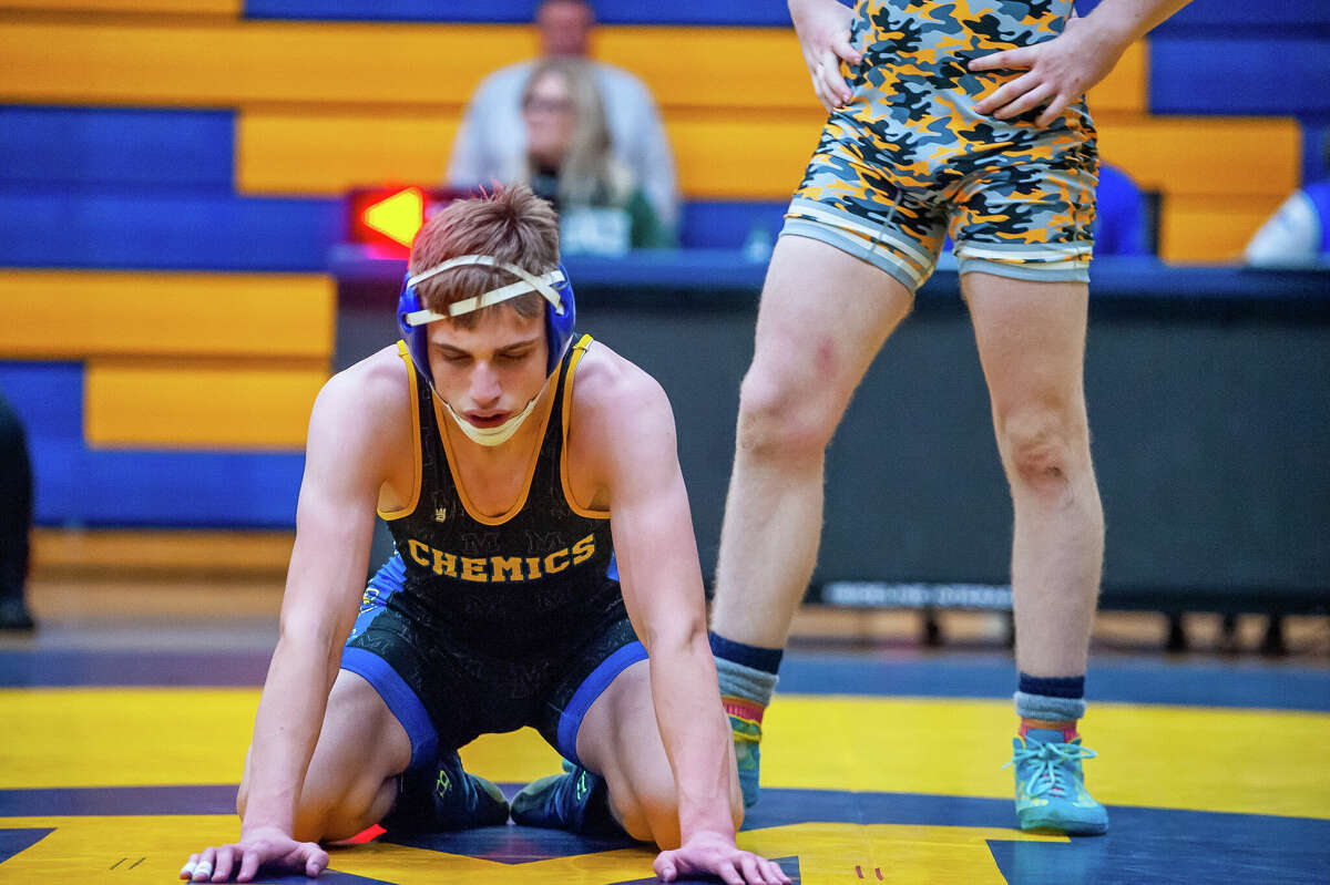PHOTOS: Midland High School grapples in regional wrestling tournament