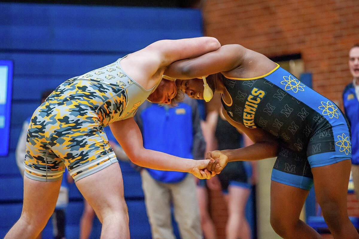PHOTOS: Midland High School grapples in regional wrestling tournament