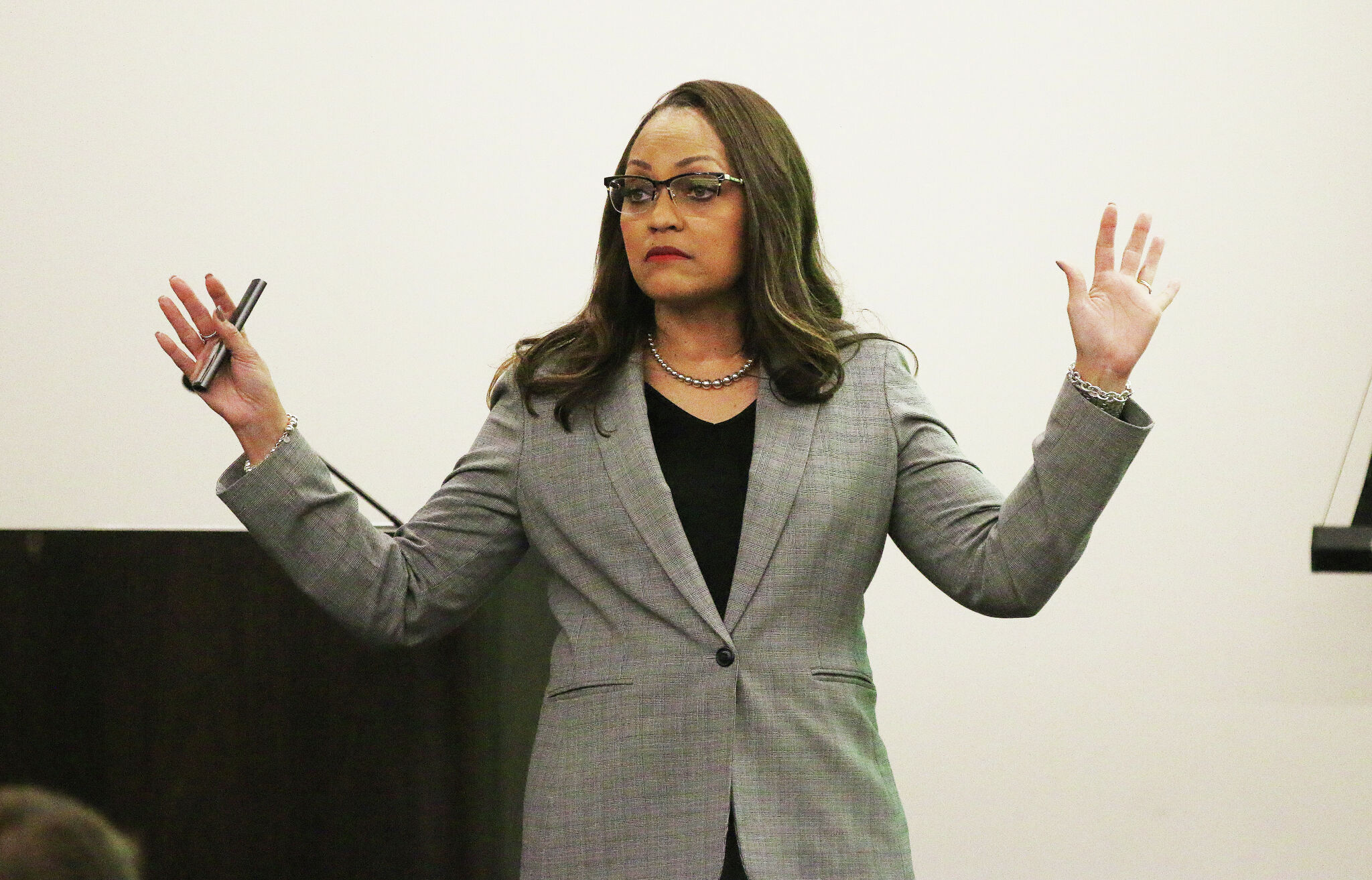 Crosby superintendent gets an earful on 4-day school week plan