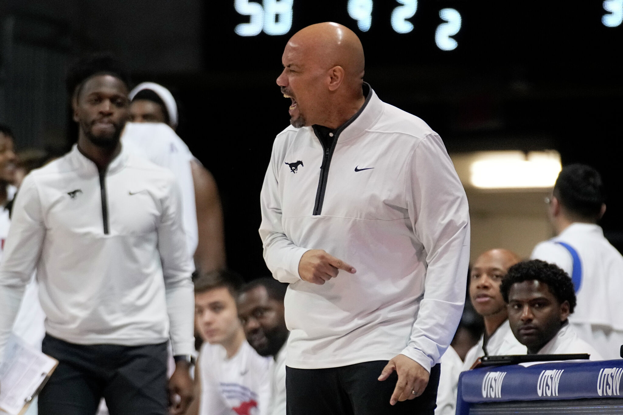 Rice Owls basketball: Rob Lanier hired as next head coach