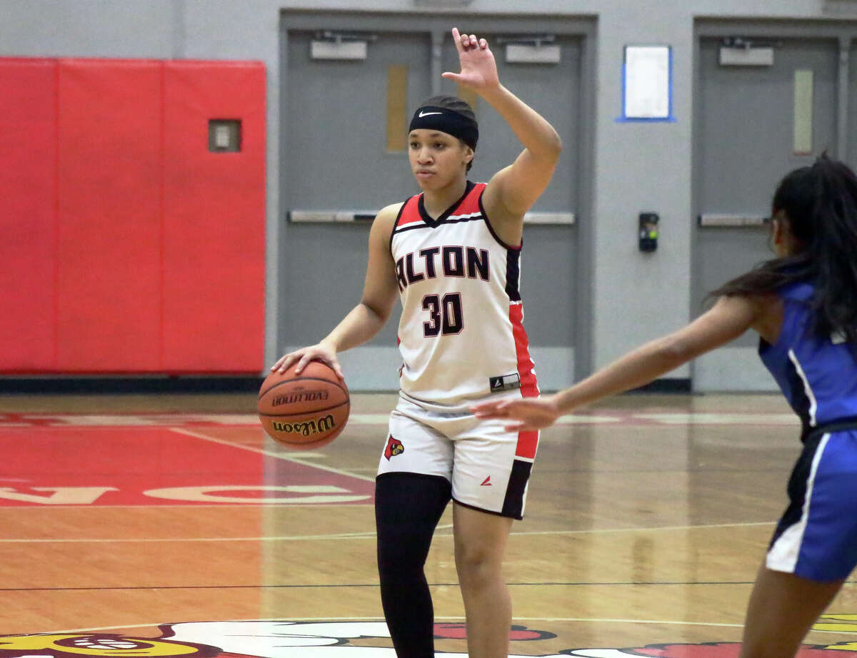 Alton beat Quincy to win first regional crown since 1985