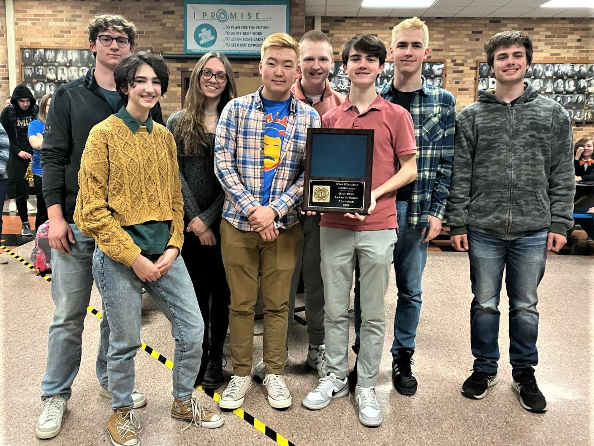 Manistee Quiz Bowl qualifies for state tournament