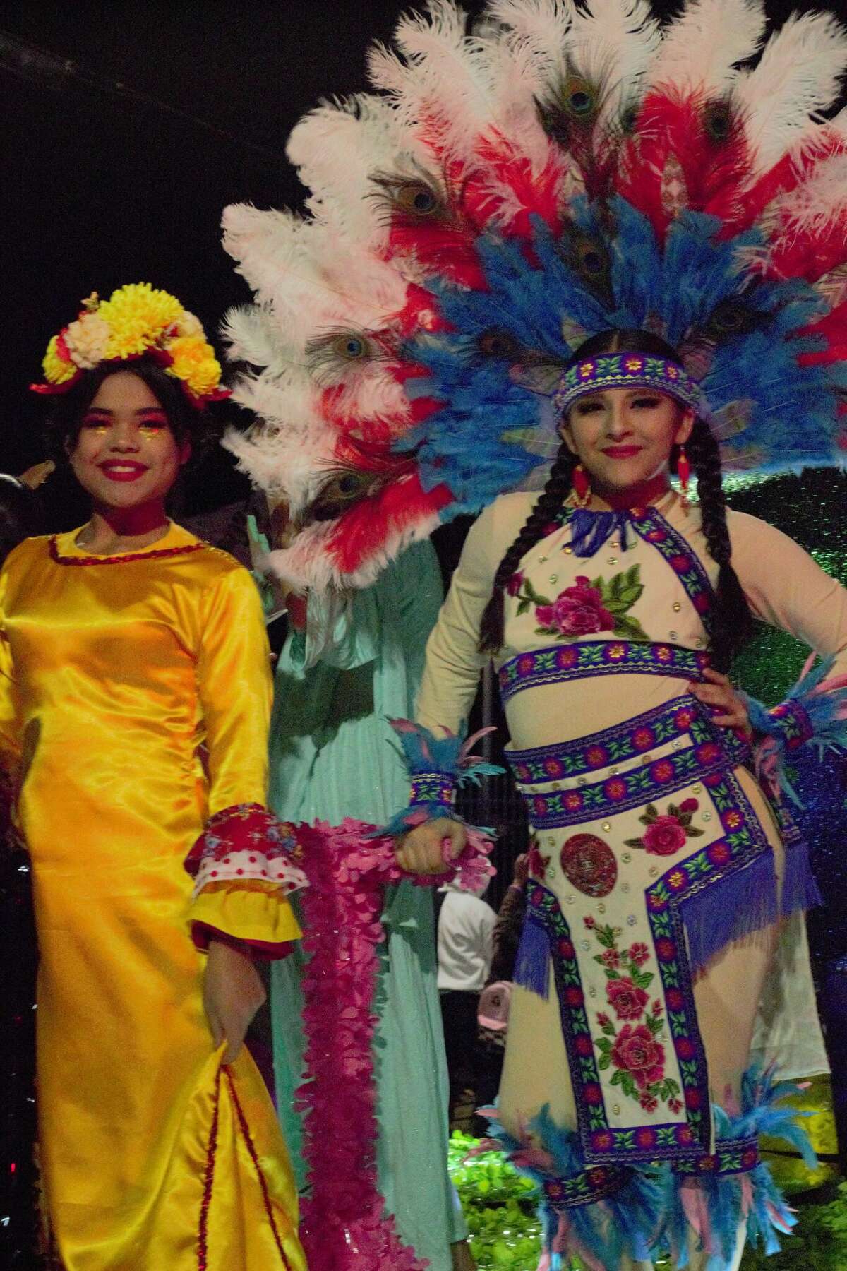 Photo Gallery: IBC/Commerce Banks' Youth Parade Under the Stars