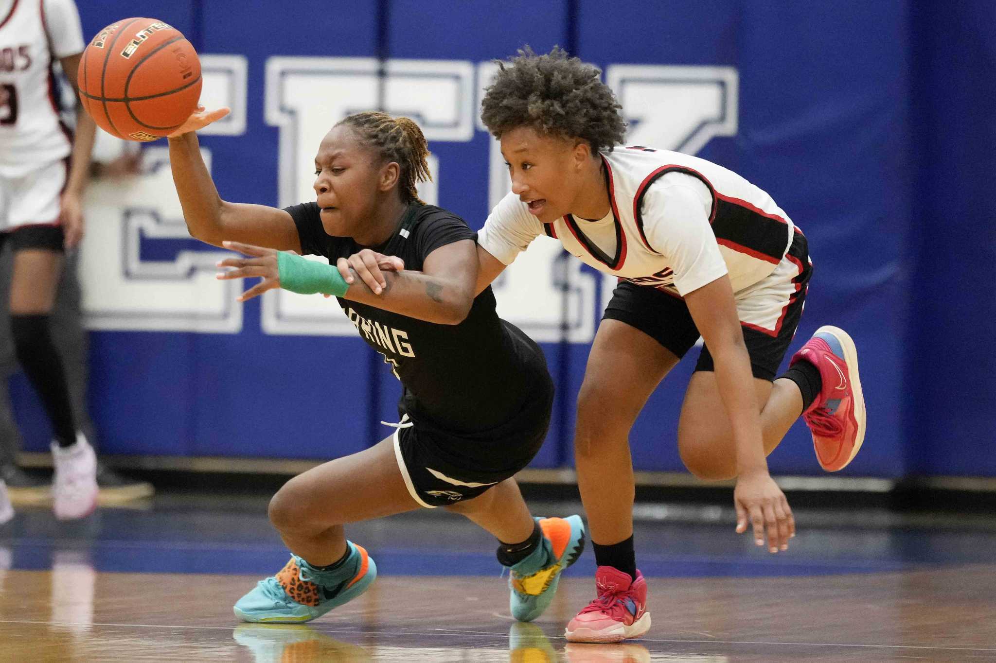 Houston girls basketball top performers