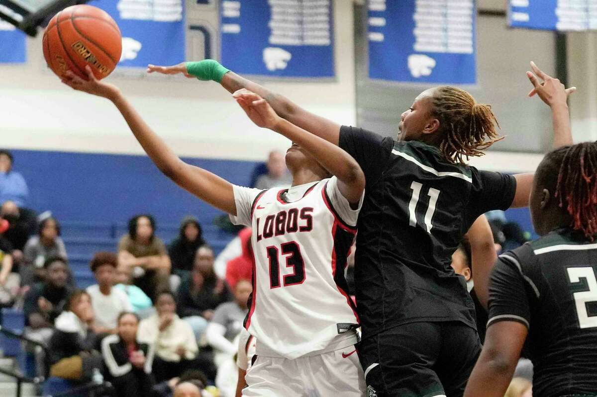 Langham Creek Lobos get past Spring Lions in area round