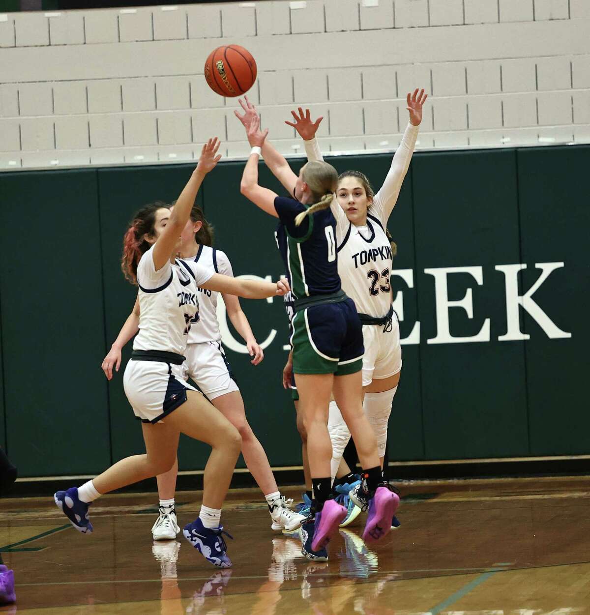 Katy Tompkins Falcons advance to Region III-6A quarterfinals