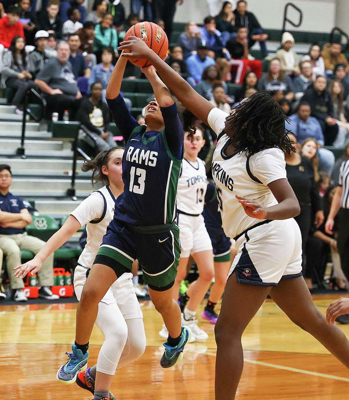 Katy Tompkins Falcons advance to Region III-6A quarterfinals